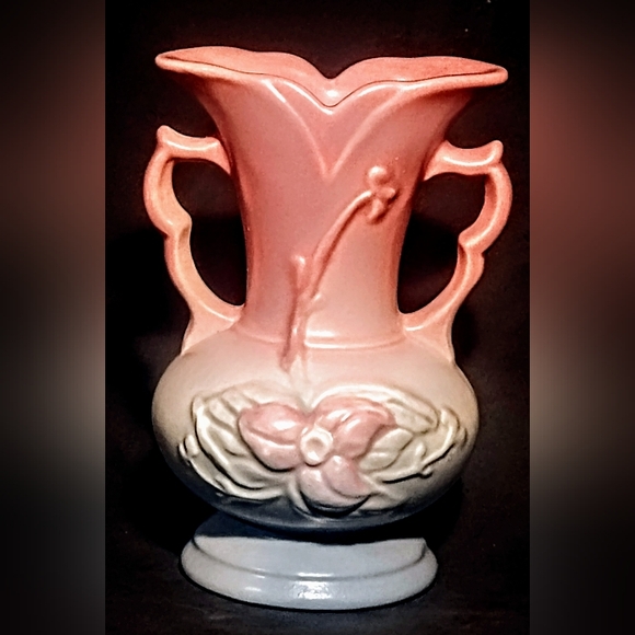 hull | Accents | Hull Pottery Flower Form Vase | Poshmark